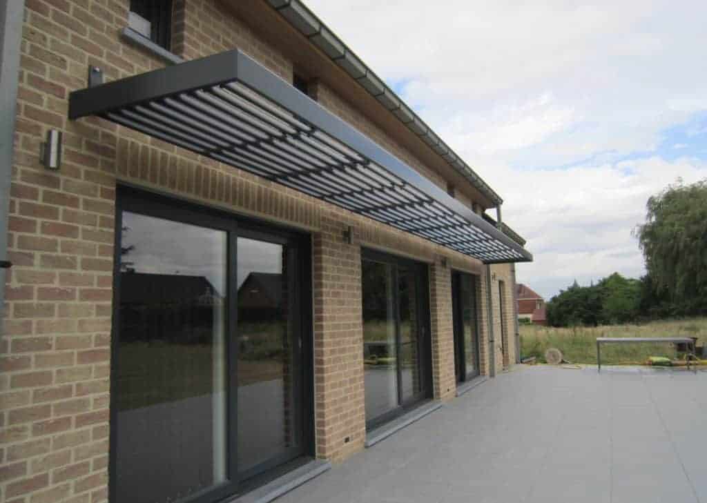 Renson Sunclips | Fast udvendig solafskærmning med lameller