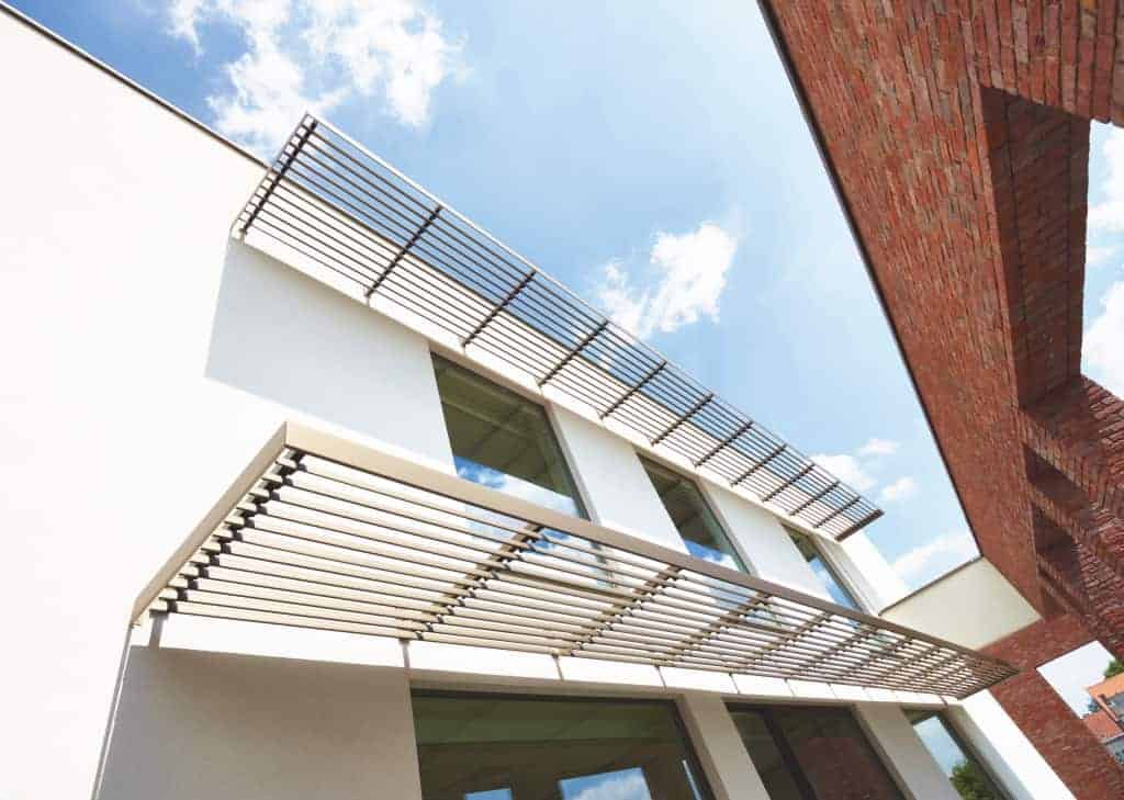 Renson Sunclips | Fast udvendig solafskærmning med lameller